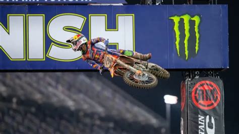 Eli Tomac Sets Overall Daytona Record With Eighth Supercross Win