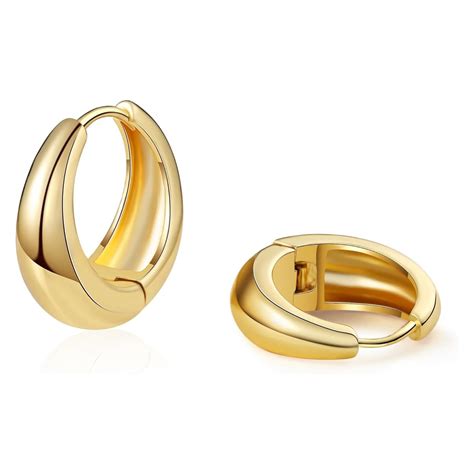 Julia Garner Wedding Ring 60 Photos