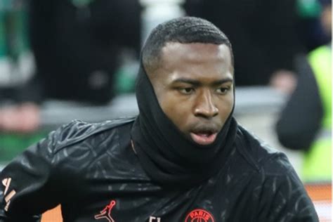 Mercato Psg Un Nouveau Willian Pacho En Approche