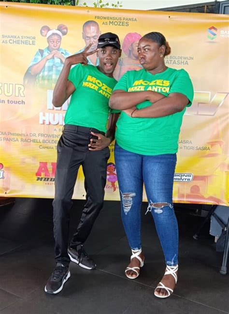 Eerste Aflevering ‘mozes Huize Anton Volgende Week Op De Beeldbuis