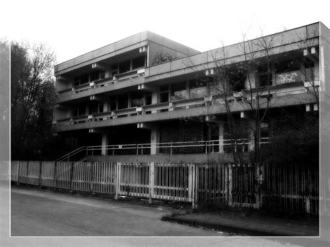 Irakische Botschaft In Der Ddr Verlassen Vergessen Und Wiederentdeckt