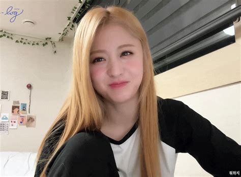 팬들도 고르기 어렵다는 르세라핌 허윤진 머리색 인스티즈instiz 이슈 카테고리