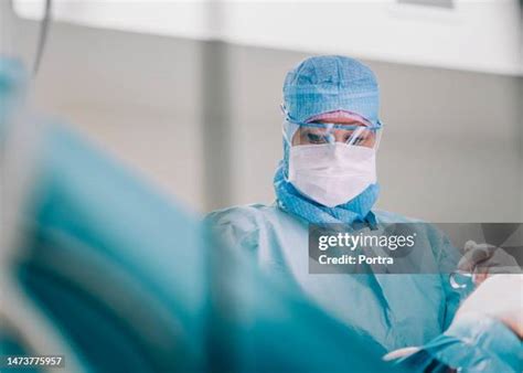 Surgical Face Shields Photos And Premium High Res Pictures Getty Images