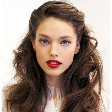 One Side Pinned Up Hairstyles