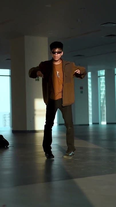 Sam Gellaitry Assumptions Dance Video Youtube