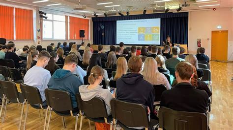 Rohelise Kooli Konverents Gümnasistidele Tallinna Laagna GÜmnaasium