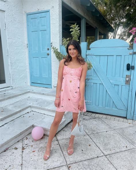 Alayna Treenes Feet