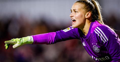 Van Eijk Blikt Terug Die Wedstrijd Gespeeld… Vrouwenvoetbalnieuws