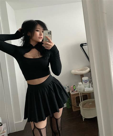 Skirt And Heels R Prettyasiangirls