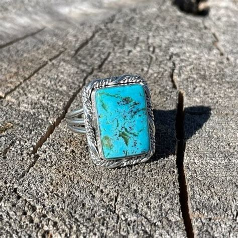 Beth Dutton Turquoise Fancy Twisted Silver Ring Yellowstone Spirit S