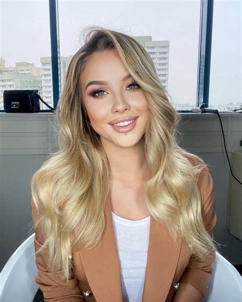 Picture Of Oliwia Knapek