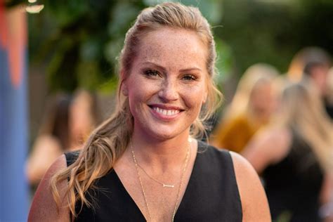 Mina Starsiak Hawk Says ‘good Bones Is Ending After Season 8