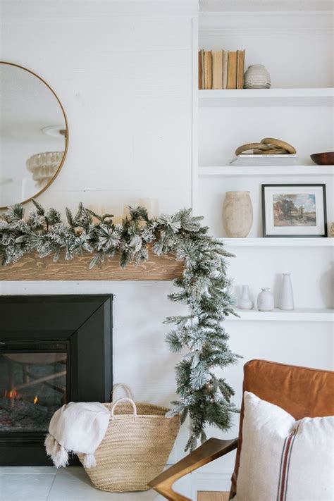 Mixing Styles For A Perfectly Styled Christmas Mantle Jessica Sara