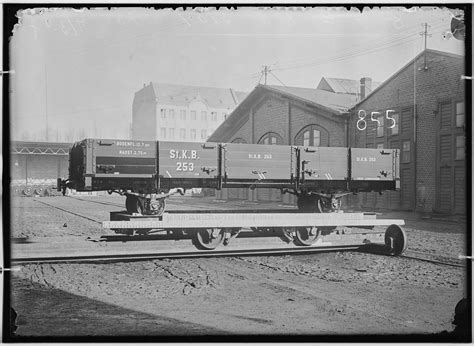 Fotografie Zweiachsiger Offener Kleinbahn Güterwagen Ohne Bremse