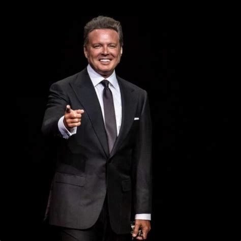 Luis Miguel Won Five Grammy Awards Archives Demotix
