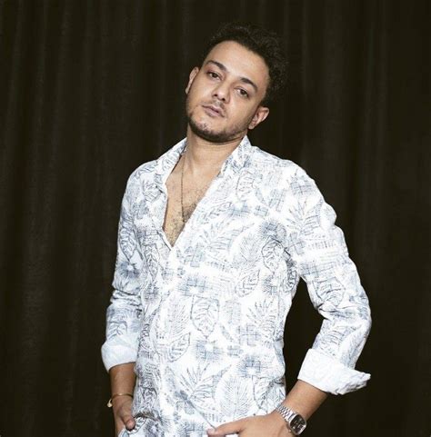 🧏🎤 نور التوت Nour Eltot Facebook