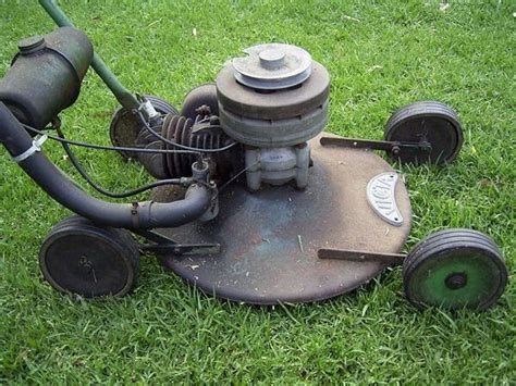 An Antique Lawn Mover From 1963 Mower Lawn Mower Antique Tractors