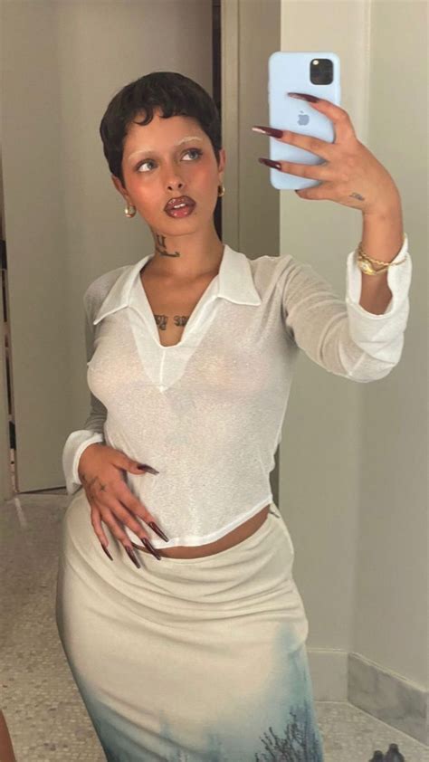 Pin By Nicole Young On 90s Aesthetics In 2025 Short Sassy Hair Hair