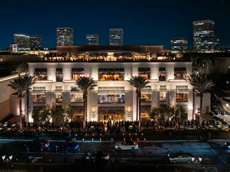 Rh Builds Its Largest Us Gallery At Fashion Island Orange County