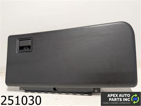 Oem 2000 Pontiac Firebird 38l Front Dash Glove Box Compartment Storage