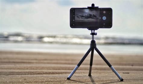 Best Ways To Minimize The Awkwardness Of Taking Tripod Photos In Public