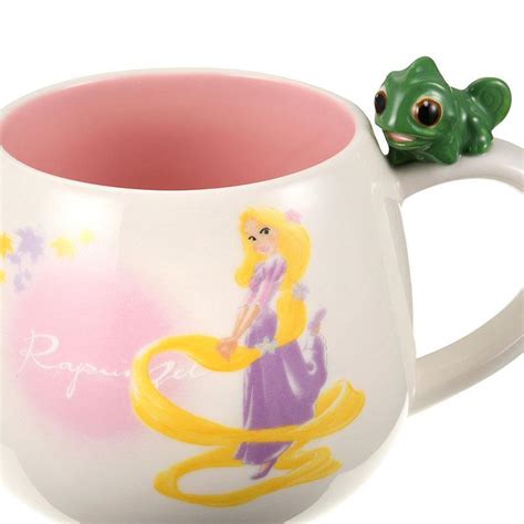 Disney Tangled Rapunzel Hug Mug
