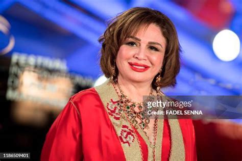 10 Hot Sexy Elham Shahin Bikini Pics