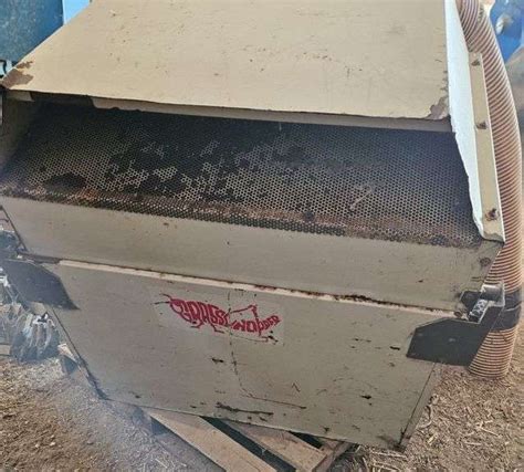 This Item Selling Absolute ~~~ Grasshopper Grass Catcher Removed From