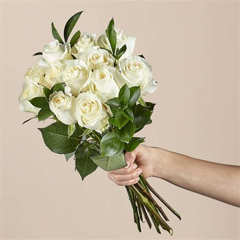 Roses In A Bunch At Hudson Becher Blog