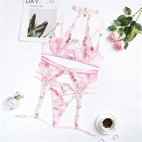 Split Decisions Intimates And Sleepwear Queen Of Hearts Sexy New Pink