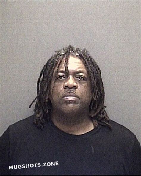 Decker Derrick Dwayne 02 15 2025 Galveston County Mugshots Zone