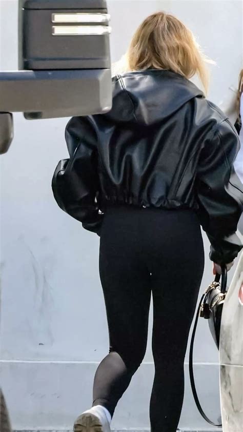 Pin On Sabrina Carpenter