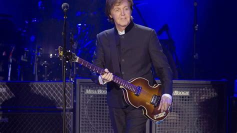 Paul Mccartney Joined On Stage At O2 By Ronnie Wood For His First Uk
