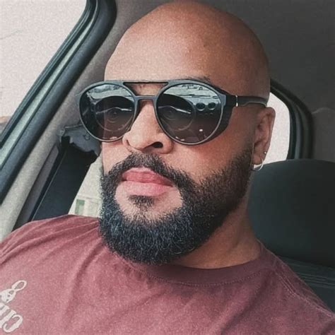 C33m Sc • Threads Say More