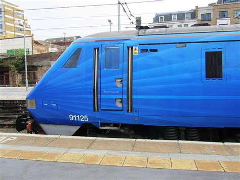 Class 91 91125 Sky 1 Hd British Rail Class 91 Electric Flickr
