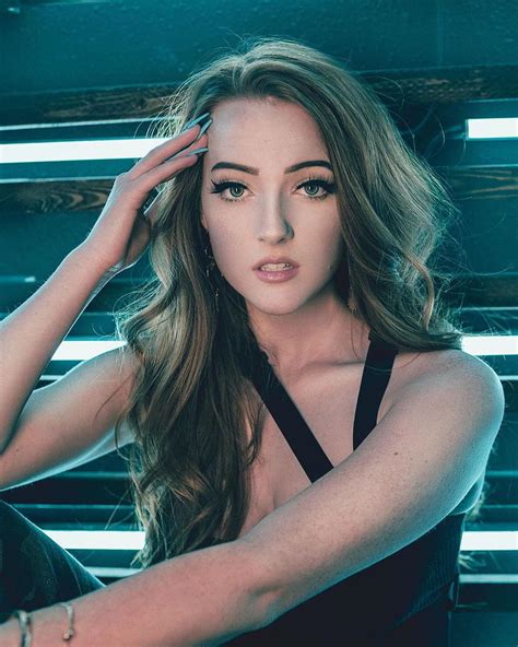 Kaiti Mackenzie Rất Dễ đuối Trong ánh Nhìn Và Body Rực Lửa Của Kaiti