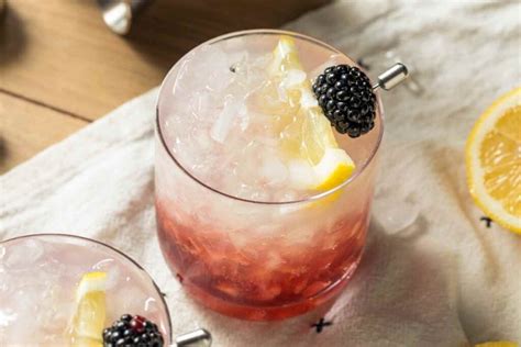 How To Make The Bramble A Lush Life Manual