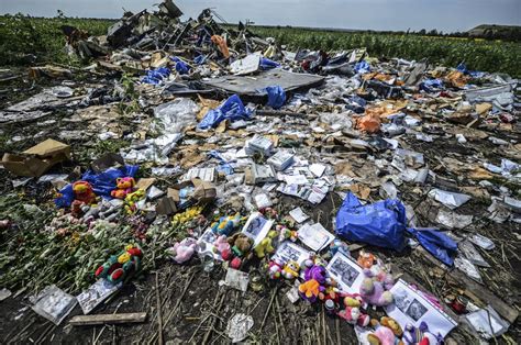 Mh17 Crash Investigators Say Four Suspects Face Murder Charges Cnn