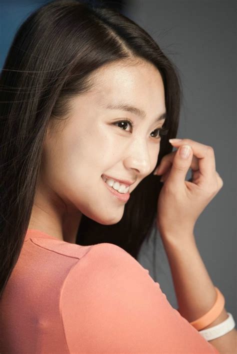 Yoon Bora Picture 윤보라 Hancinema