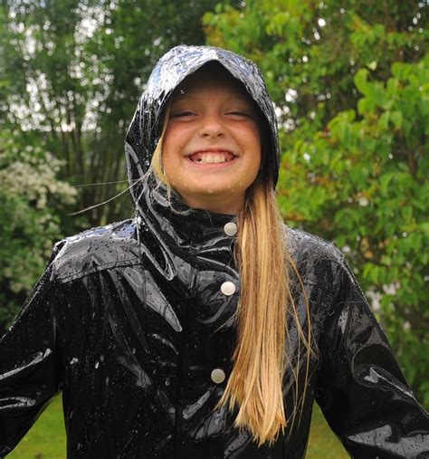 Regenmantel Mädchen Kanelbullen