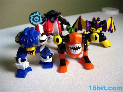 Figure Of The Day Review Galoob Z Bots Skyviper Action Figure