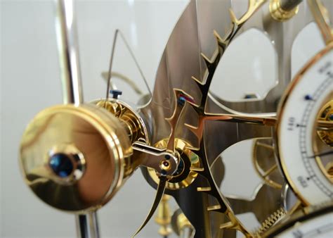 Regal Grasshopper Clock Ebth