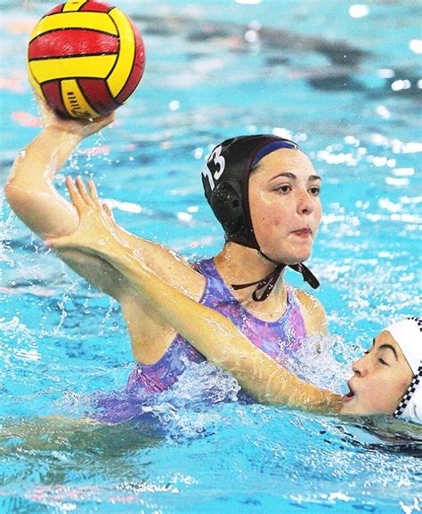 9 Hot Sexy Molly Plahn Bikini Pics