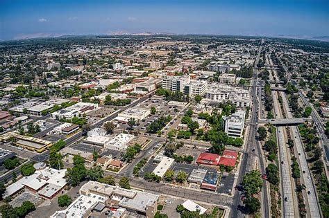 8 Of The Friendliest Towns In California