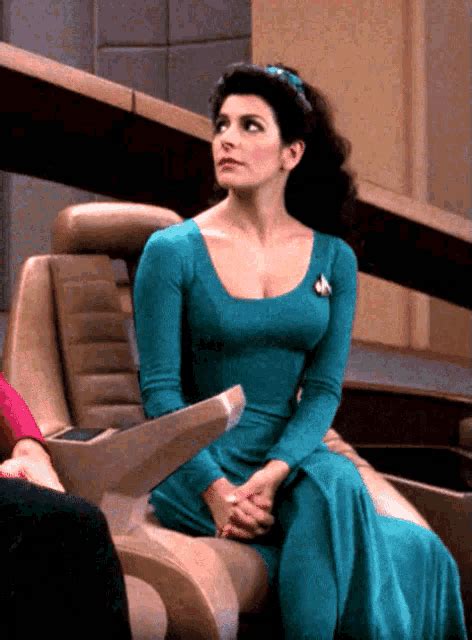 Marina Sirtis Deanna Troi  Marina Sirtis Deanna Troi Counselor Descobrir E Compartilhar S