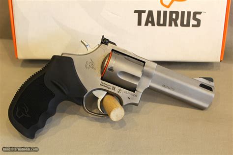 Taurus Tracker 44 In 44 Magnum