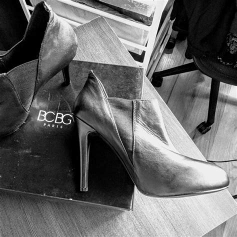 Bcbg Paris Shoes Bcbg Paris Black Leather High Heels 9m Poshmark