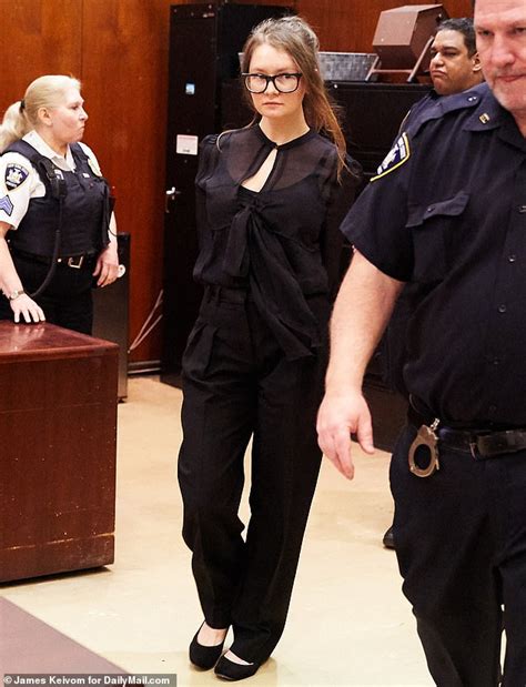 Fake German Billionaire Heiress Anna Sorokin Has A Courtroom Stylist