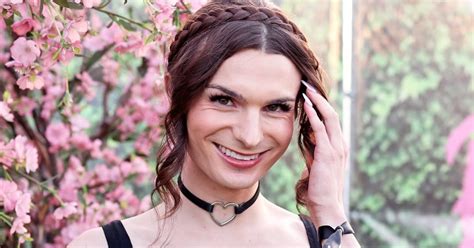 Us Fans Praise Trans Tiktoker Dylan Mulvaney After Facial Feminization Reveal Stunning In