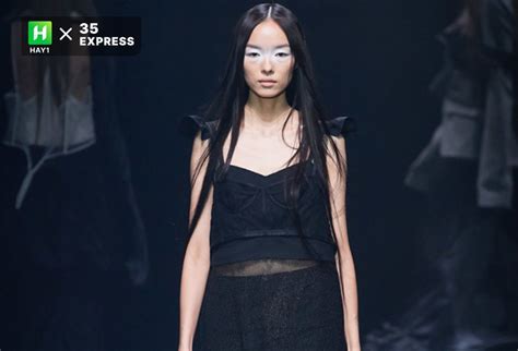 Tôn Phi Phi Là Ai Siêu Mẫu Trung Quốc Vấp Ngã Khi Catwalk